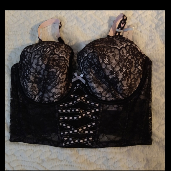 Victoria's Secret | Intimates & Sleepwear | 2pc Vs Lace Lightlylined ...